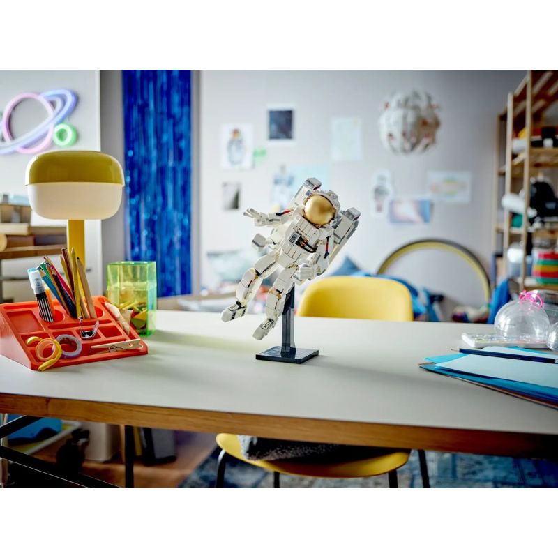 LEGO Creator 31152 Astronaut – Your Sports Performance